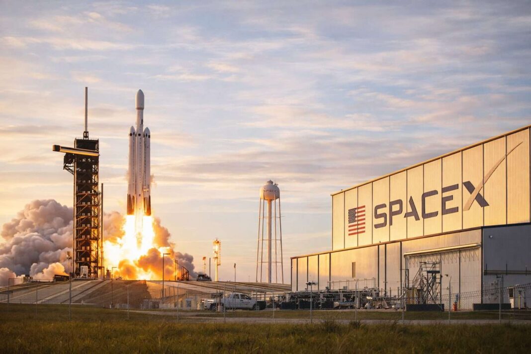 Dân chủ yêu cầu Ngũ Giác Đài xem xét SpaceX có nhà đầu tư Trung Quốc ...
